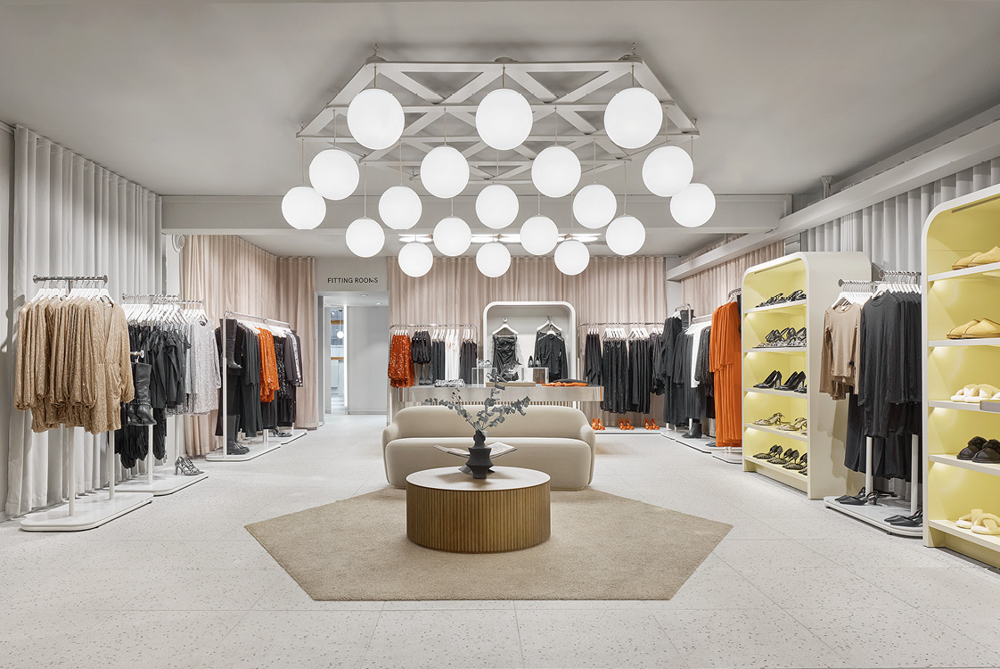 Hedersomnämnande interiör - Nelly Flagship Store, Stockholm - Ljuskultur